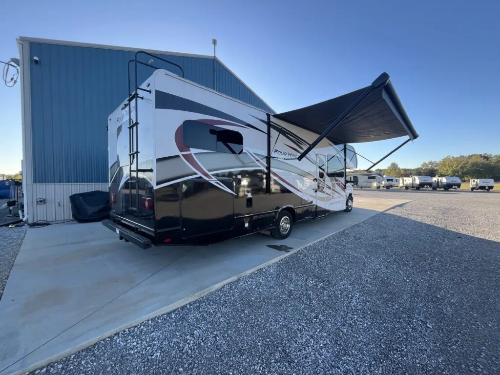 2023 Thor Motor Coach Four Winds 31E Class C Gas Motorhome | 1 Slide ...